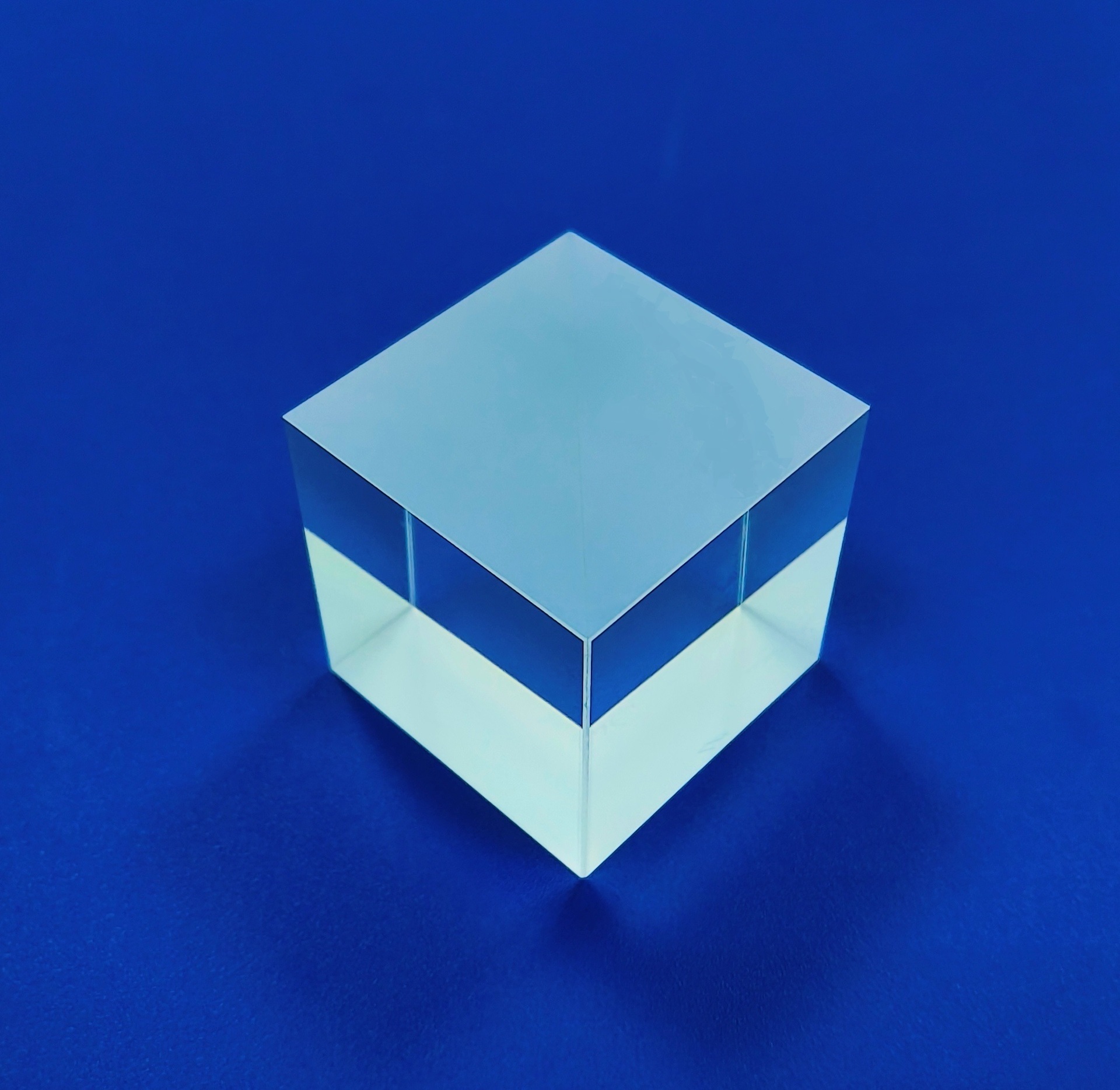 Robot Optical Lenses: Solar Valley